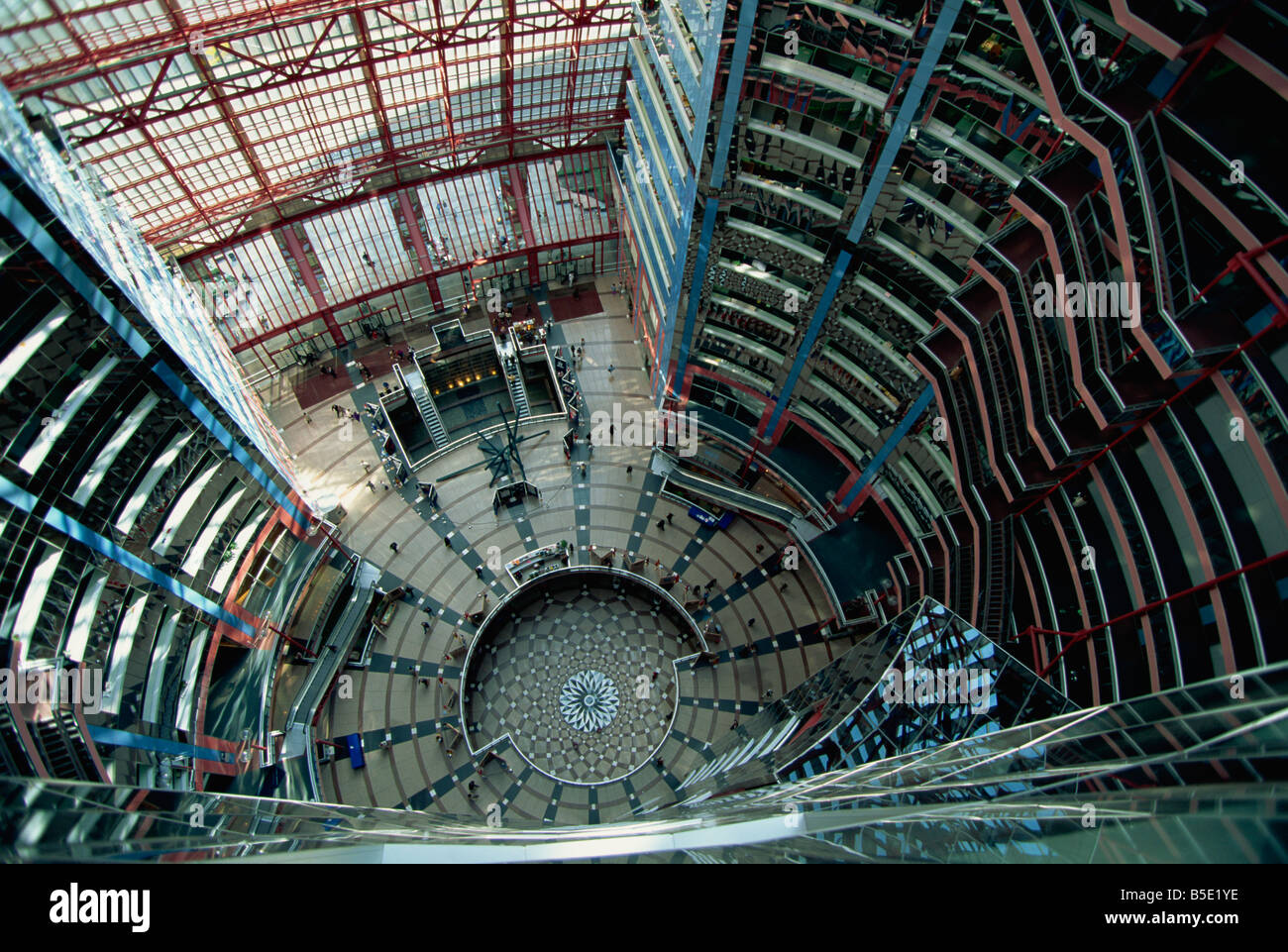 Looking down towards the atrium of the State of Illinois Building on La ...
