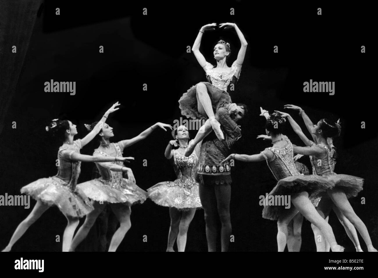 Fanfare for Europe ballet gala at Covent Garden. The Royal Ballet in ...