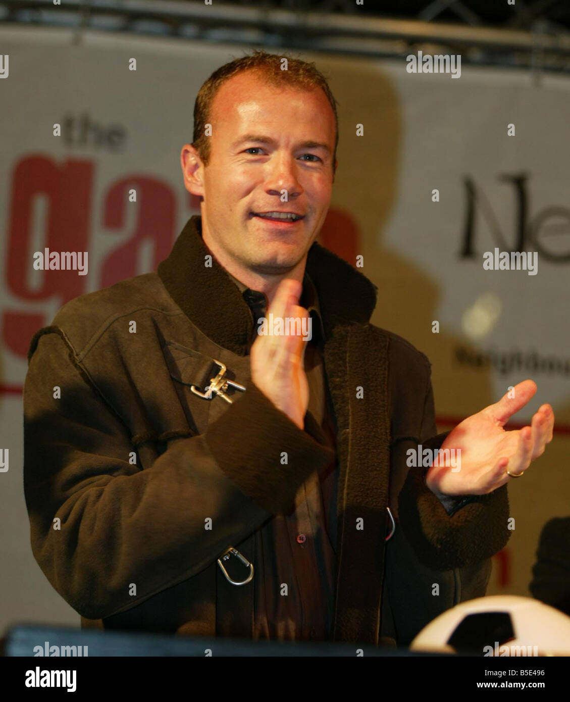 Alan Shearer switches on the Newcastle Christmas Lights November 2003 ...