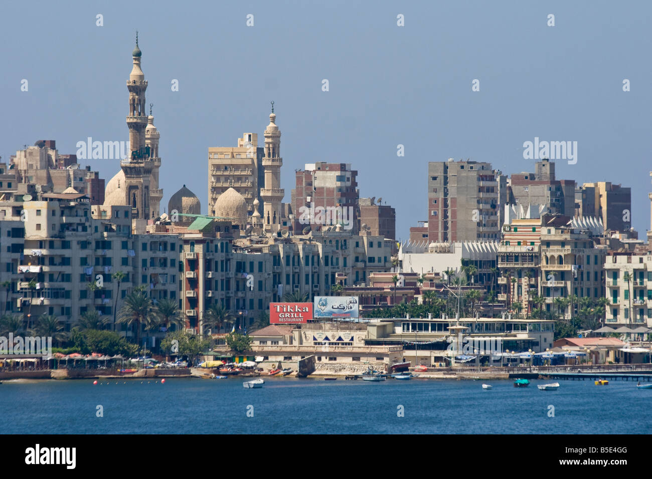 Corniche of alexandria hi-res stock photography and images - Alamy