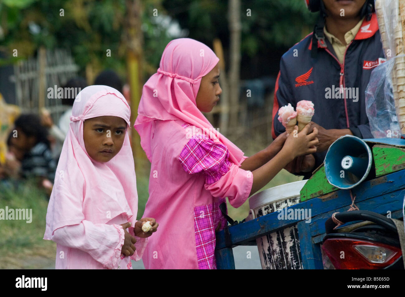 Muslim Girls Getting Ice Cream in Sapit on Lombok Island in Indonesia ...