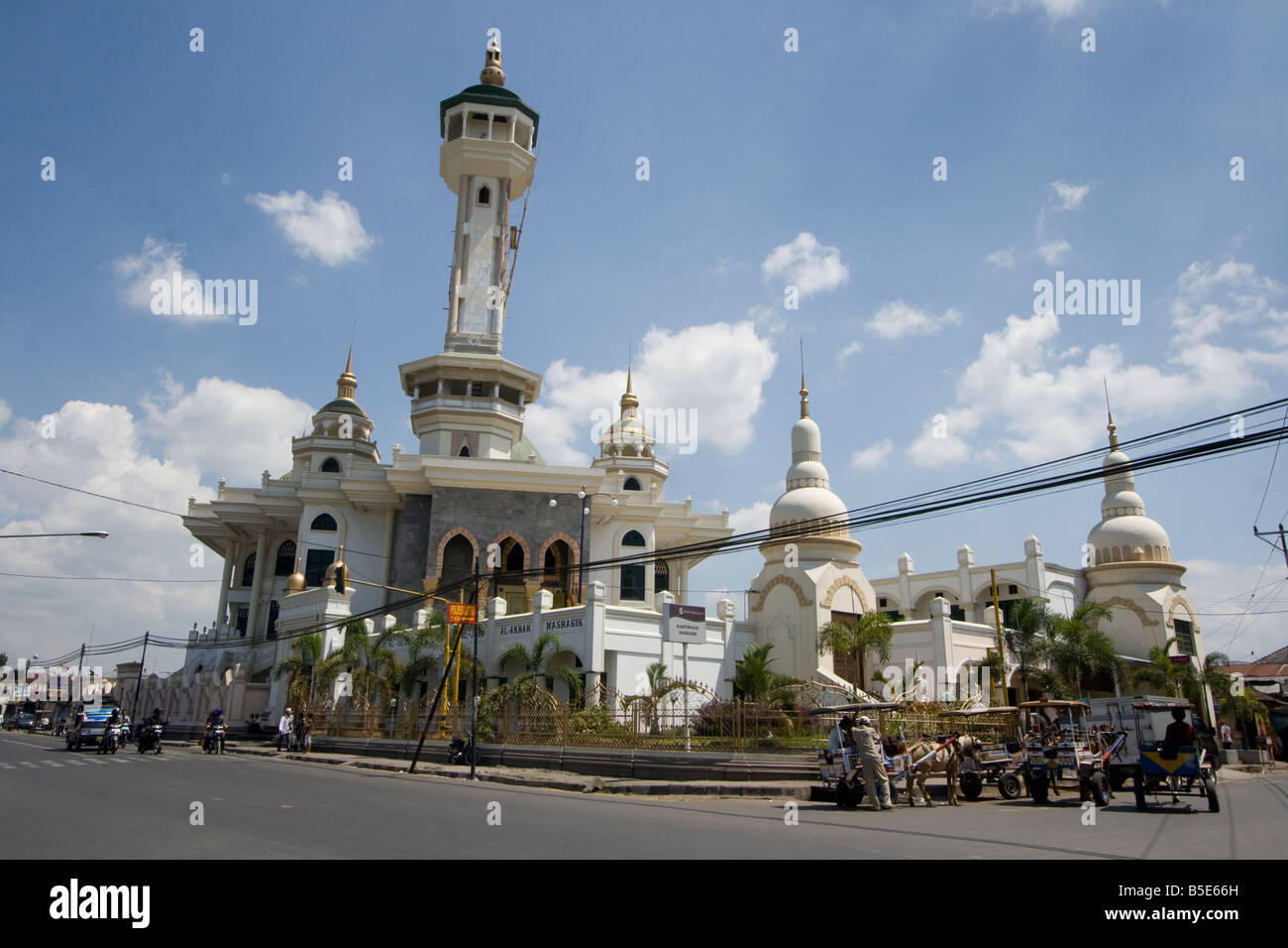 Mosque in Masbagik in Nusa Tenggara on Lombok in Indonesia Stock Photo ...