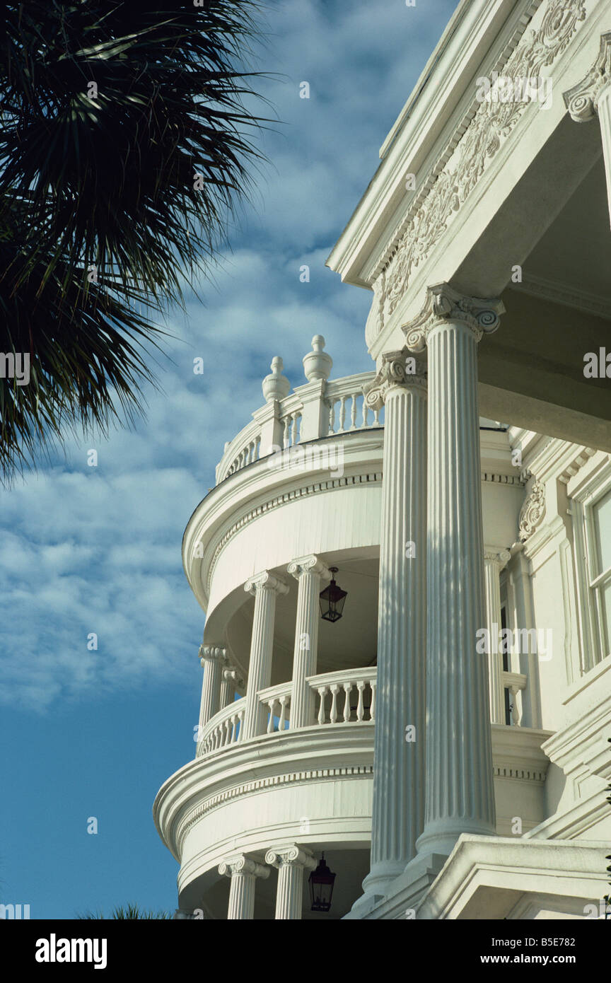 Modern Ionic Columns