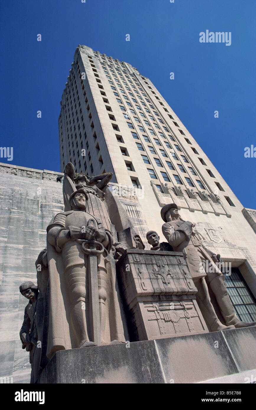State capitol military hi-res stock photography and images - Alamy