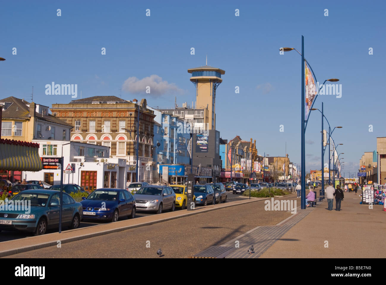 A view along the golden mile seafront promenade in Great Yarmouth ...