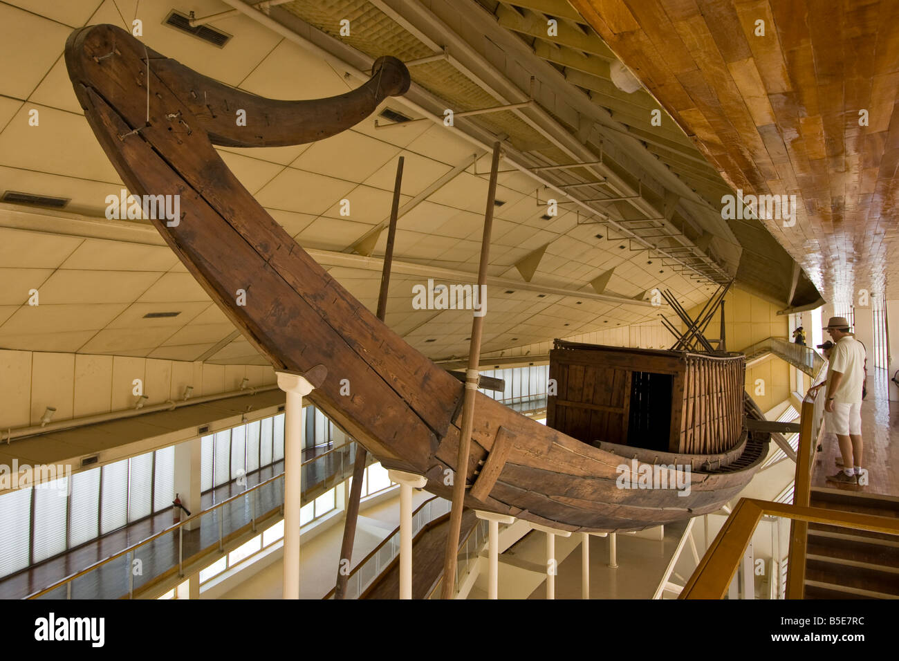 Solar Barque of Khufu in Giza in Cairo Egypt Stock Photo - Alamy