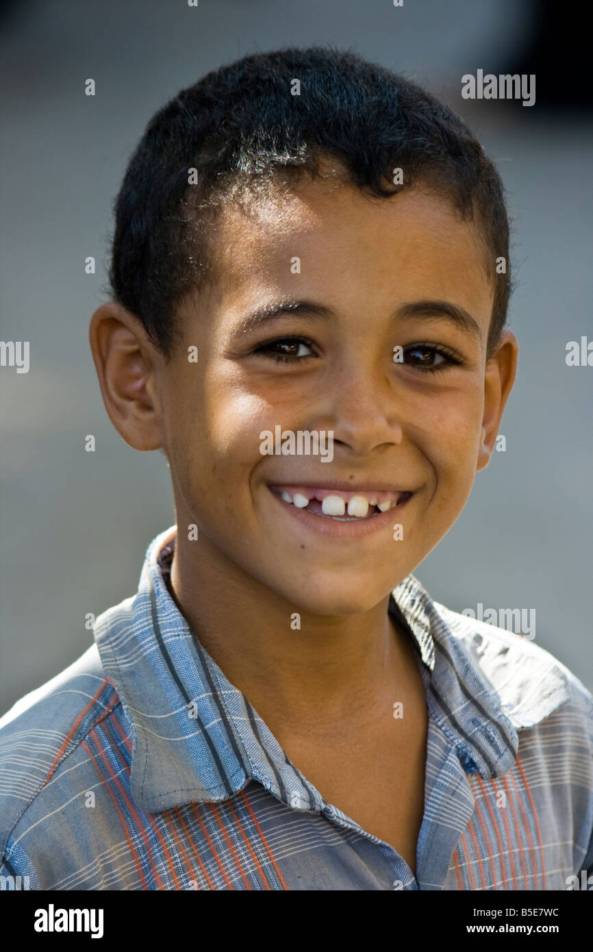 Egyptian boy hi-res stock photography and images - Alamy