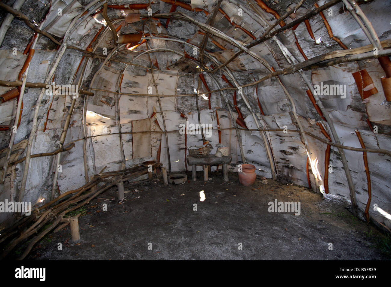 Interior of a Indian Birch Bark Huron Long-house at the authentic Huron ...