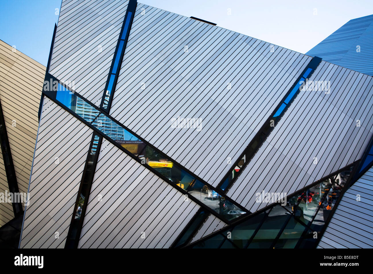Michael lee chin crystal museum hi-res stock photography and images - Alamy