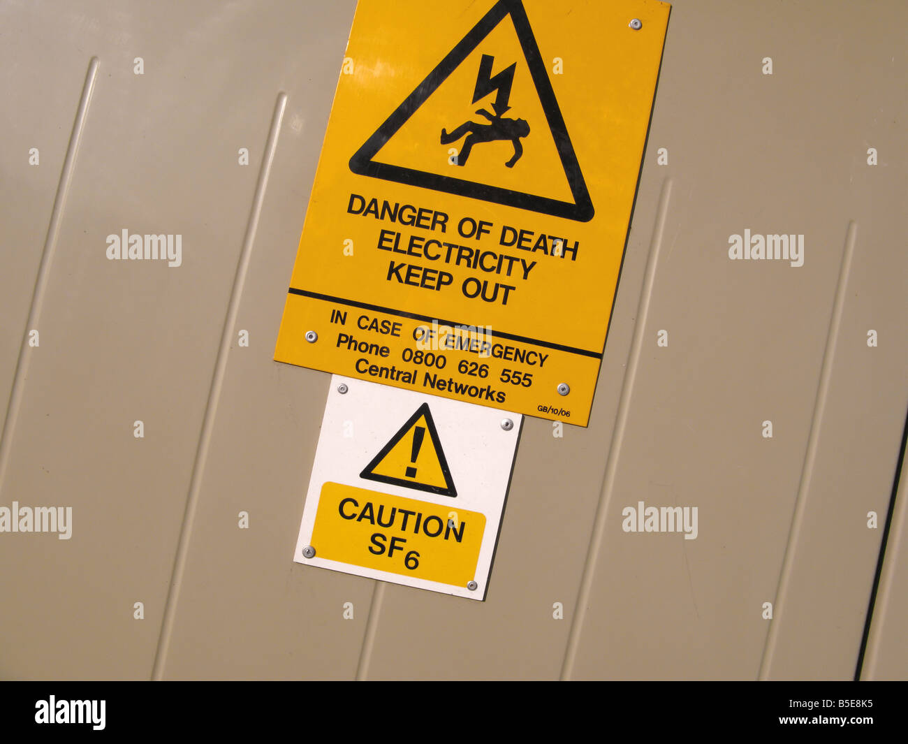 Danger of death warning sign Stock Photo - Alamy
