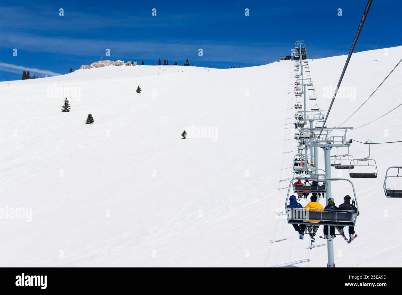 Vail ski resort lift hi-res stock photography and images - Alamy