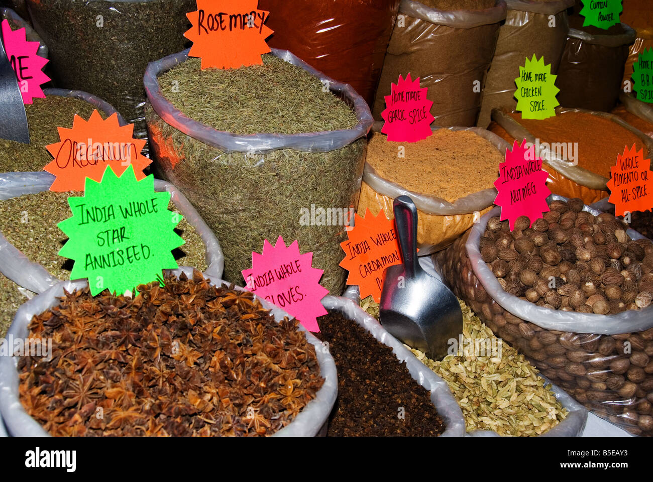 Indian spices herbs hi-res stock photography and images - Alamy