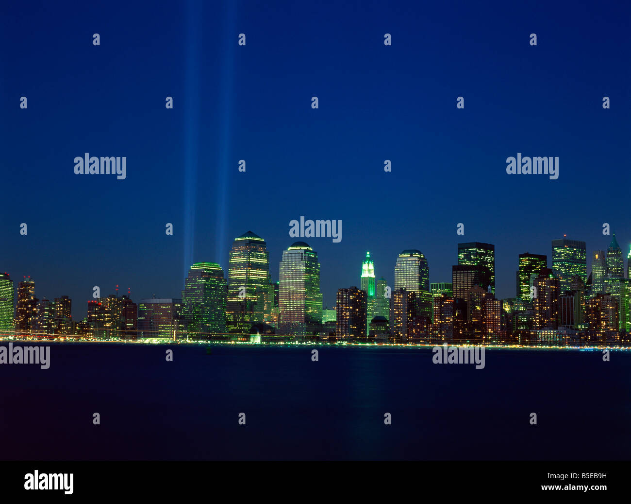 Lower Manhattan skyline and World Trade Center memorial lights New York ...