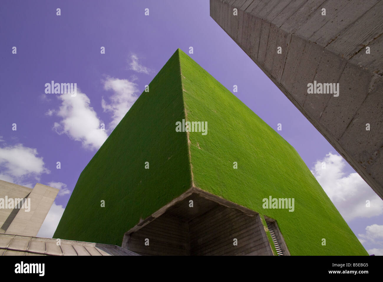 Theatre fly tower hi-res stock photography and images - Alamy