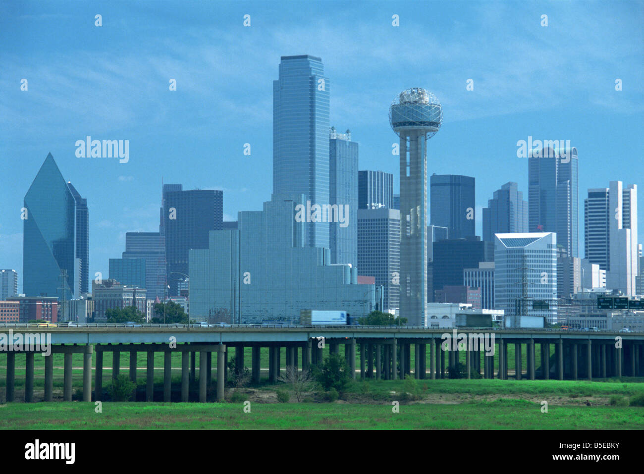 Freeway bridge over the Dallas River floodplain, and skyline of the ...