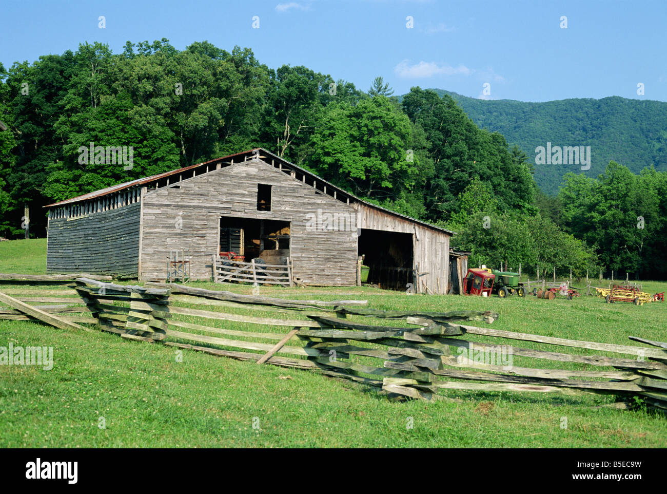 Old Barns Usa High Resolution Stock Photography and Images - Alamy