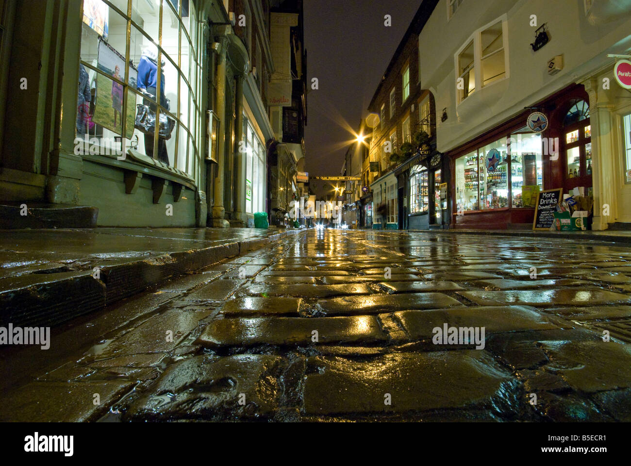 Stonegate York at night Stock Photo - Alamy