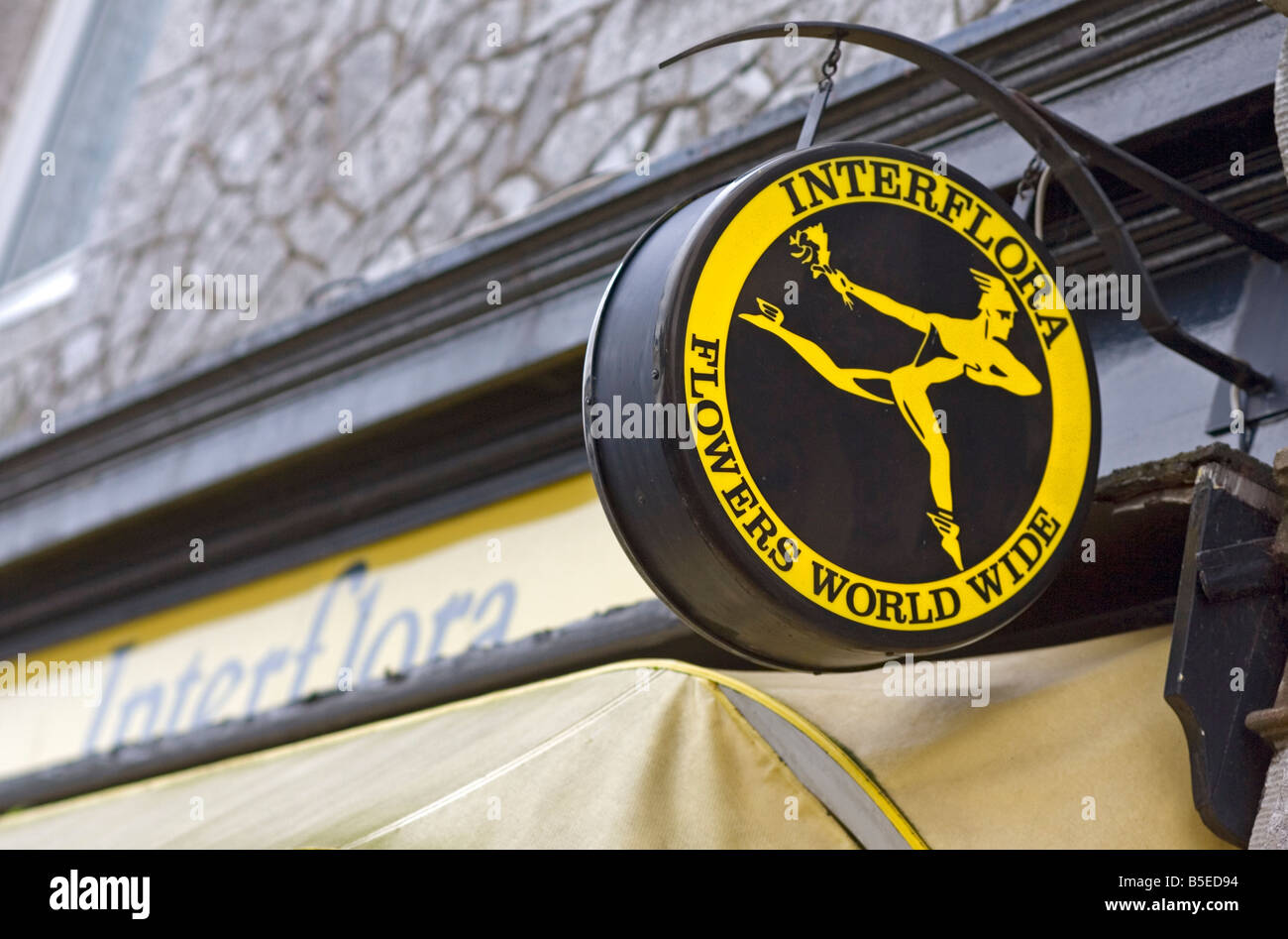 Interflora hi-res stock photography and images - Alamy