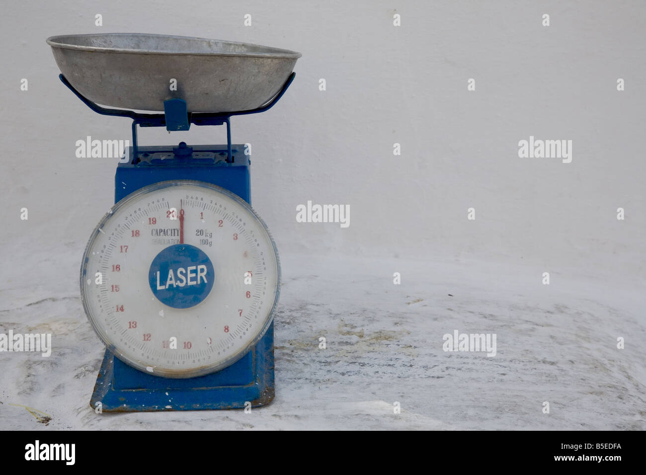 Weighing balance hi-res stock photography and images - Alamy