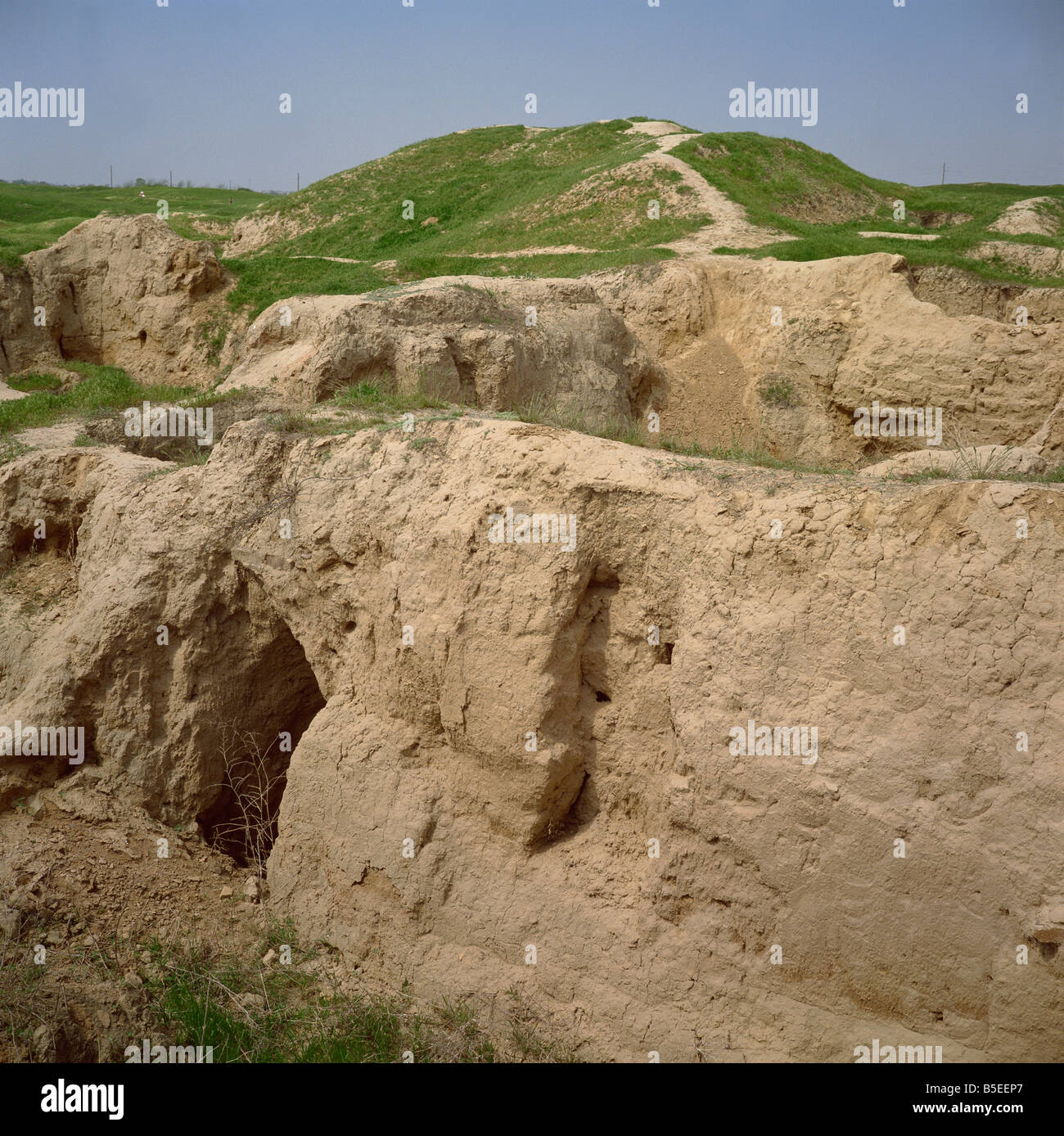 Alexander the Great's fort dating from 335 BC, Afrasiab archaeological ...