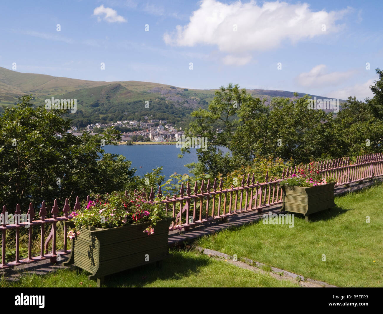 Padarn country park hi-res stock photography and images - Alamy