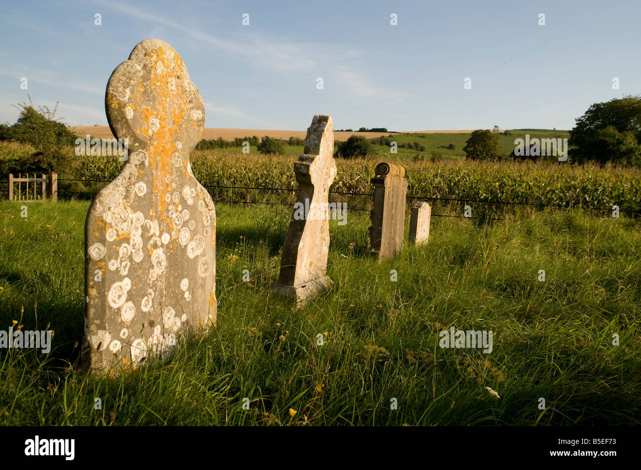Gravestones at a cemetery in Wiltshire Stock Photo - Alamy
