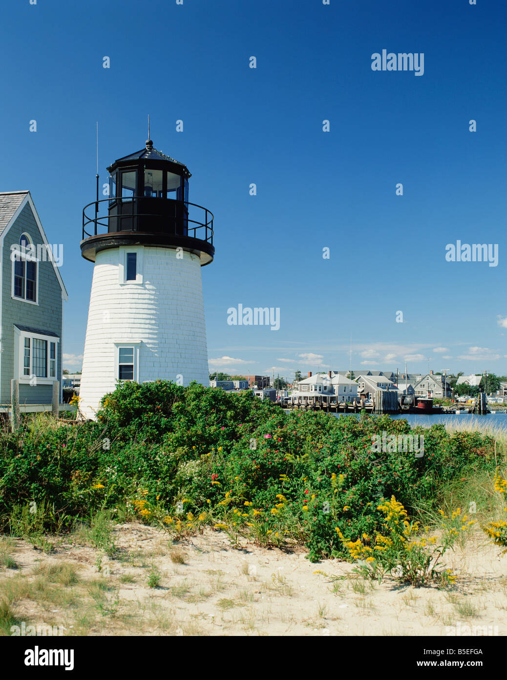 Hyannis village hi-res stock photography and images - Alamy