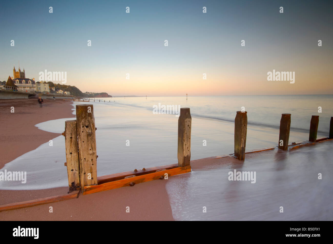Traditional groynes hi-res stock photography and images - Alamy