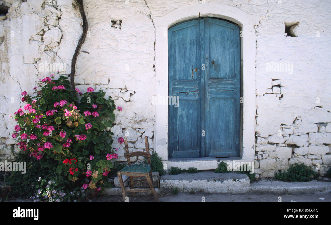 Cladding farm house crete greece hi-res stock photography and images ...