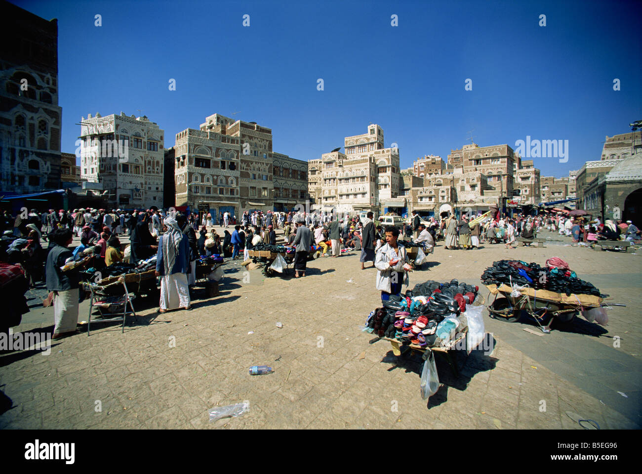 Yemen Gate High Resolution Stock Photography and Images - Alamy