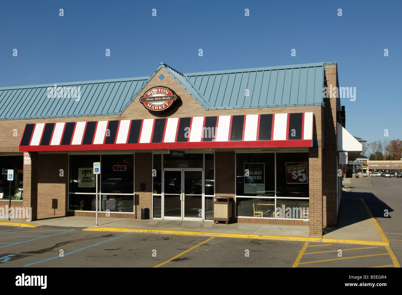 Boston Market restaurant in Rochester Michigan USA Stock Photo - Alamy