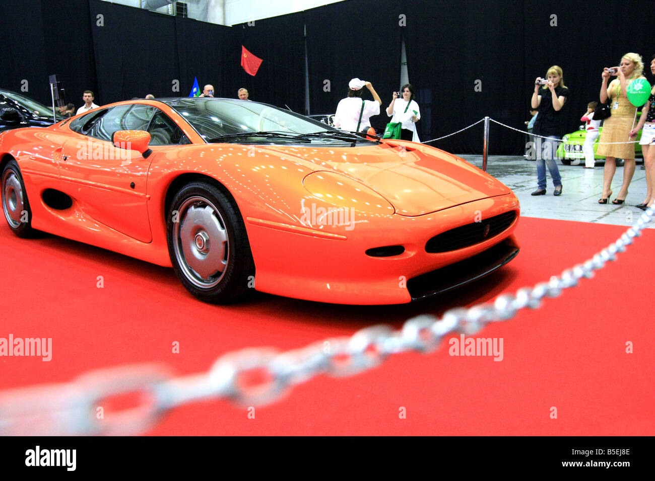 Speed show hi-res stock photography and images - Alamy