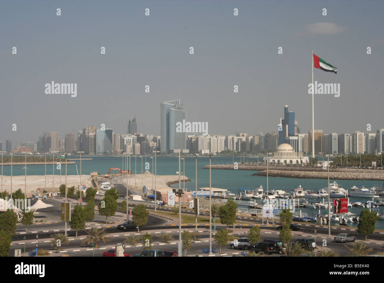 Abu dhabi corniche hi-res stock photography and images - Alamy