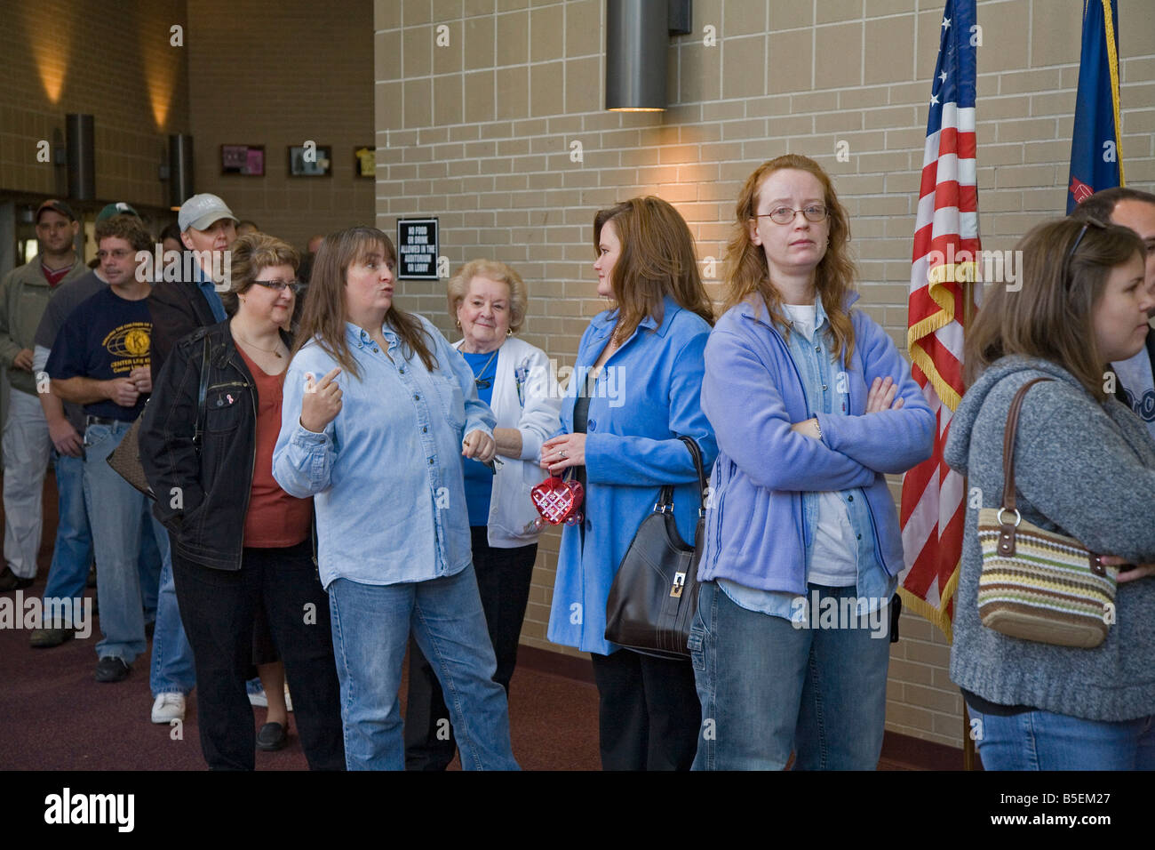 People wait in line to vote in 2008 Presidential election in Detroit ...