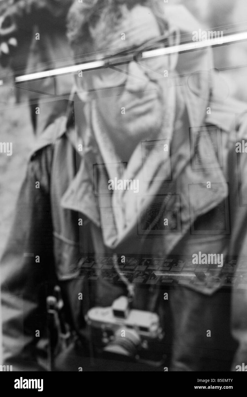 Image of photojournalist Larry Burrows in photographic exhibition at ...