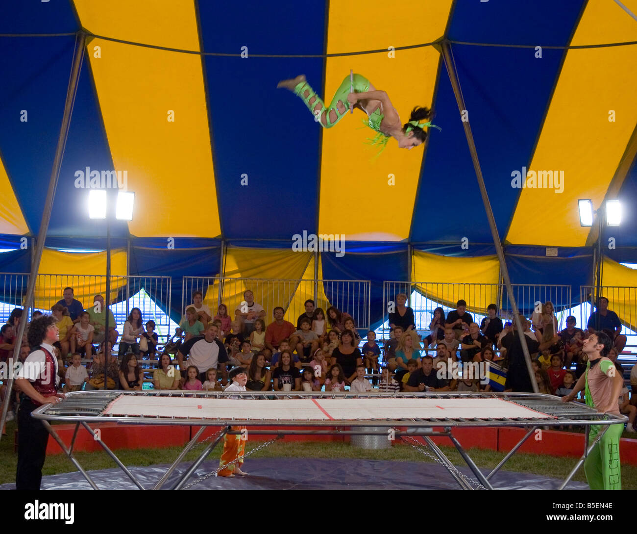 Circus trampoline hi-res stock photography and images - Alamy