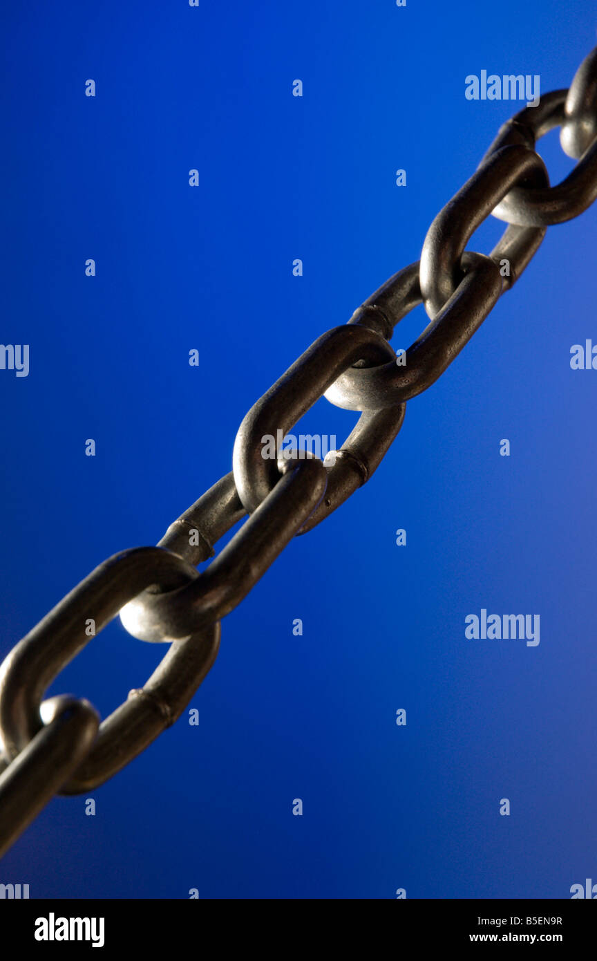 Steel linked chain Stock Photo - Alamy