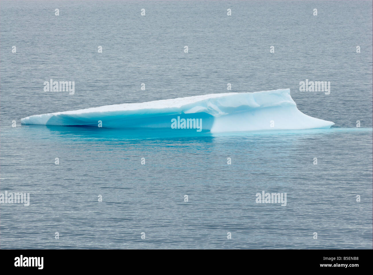 Glowing iceberg hi-res stock photography and images - Alamy