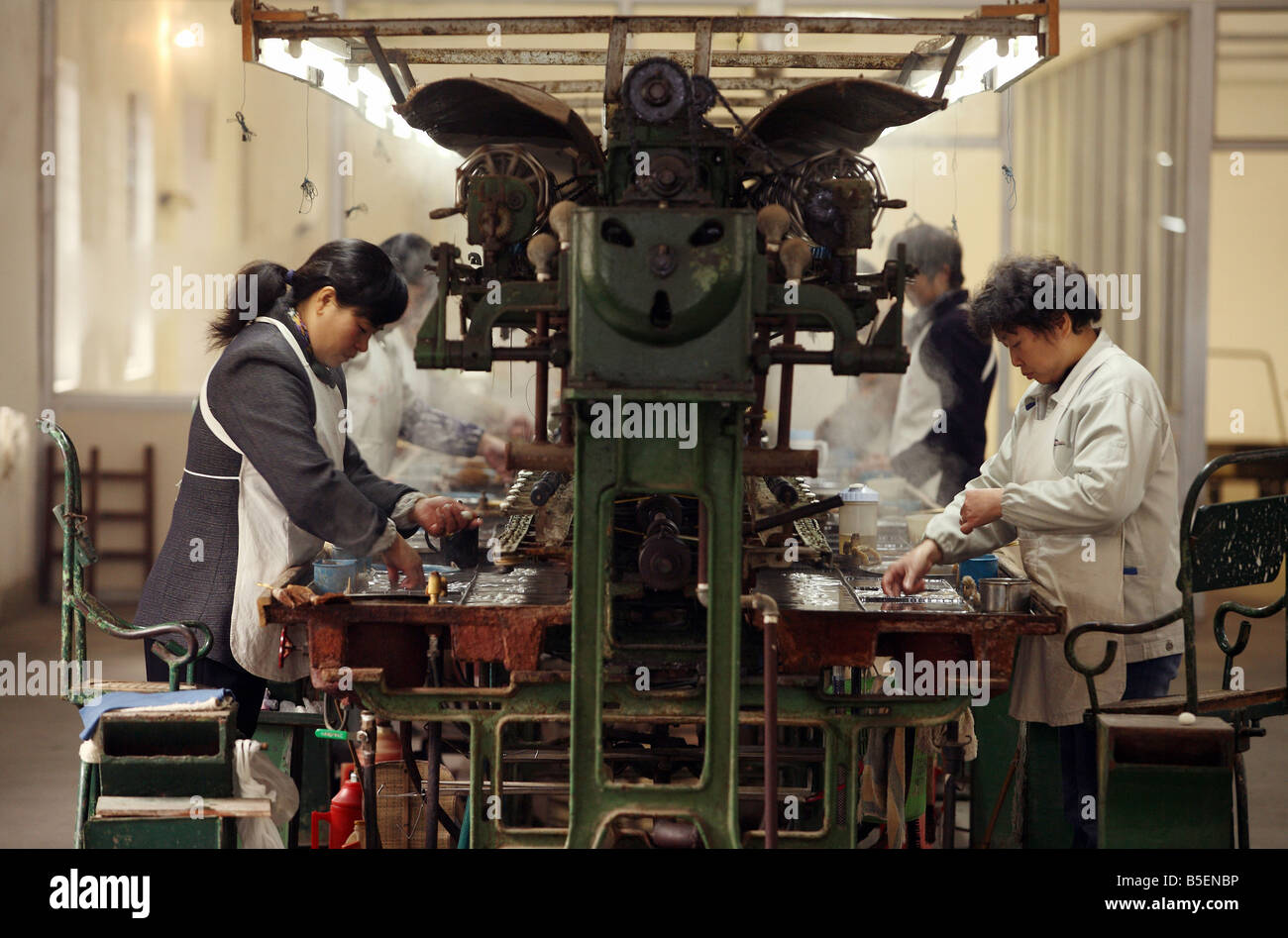 Asian women working in a silk mill in Suzhou, China Stock Photo - Alamy