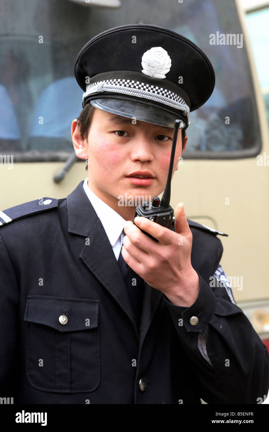 Using a walkie talkie hi-res stock photography and images - Alamy