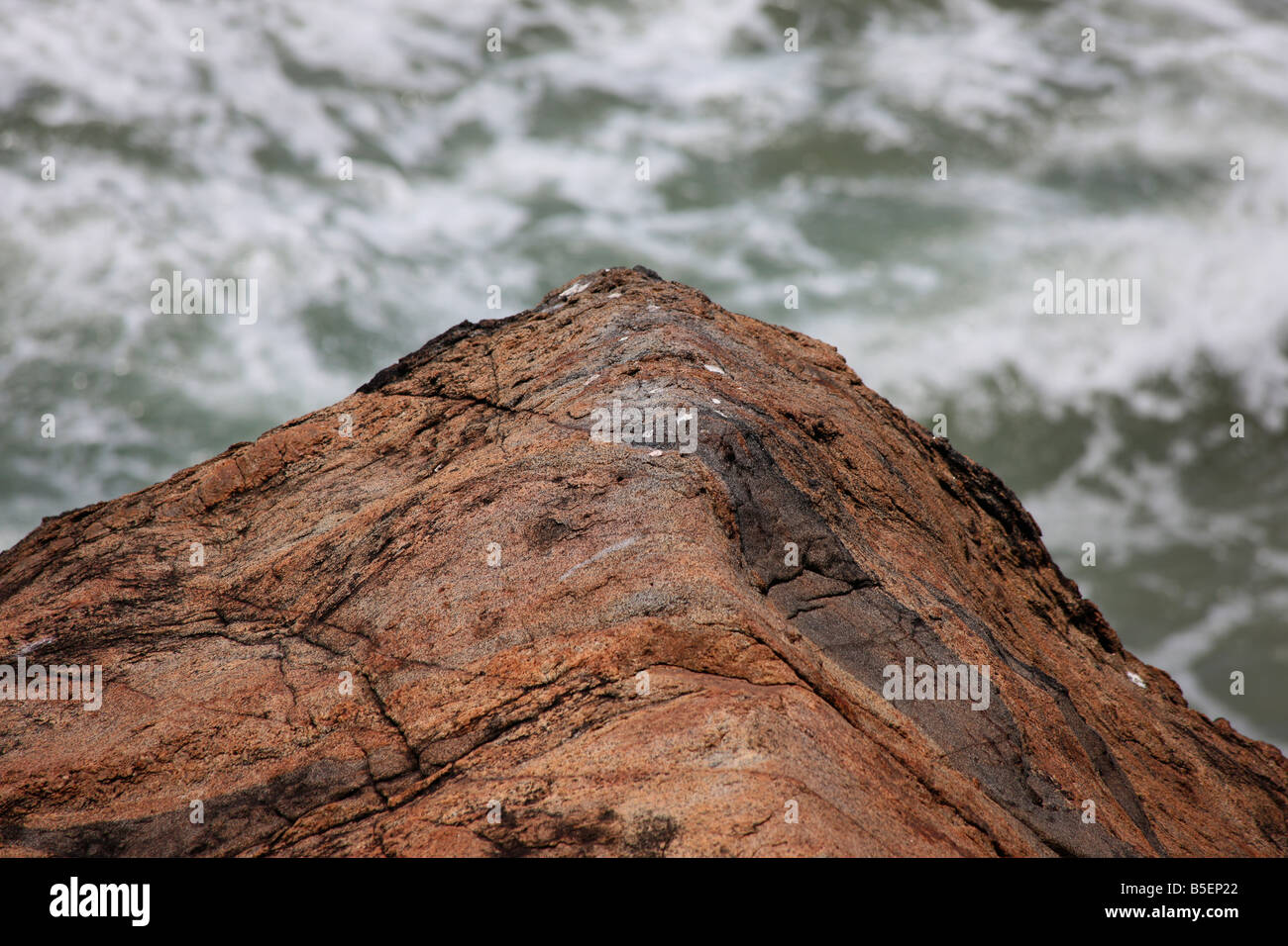 Protruding rock hi-res stock photography and images - Alamy