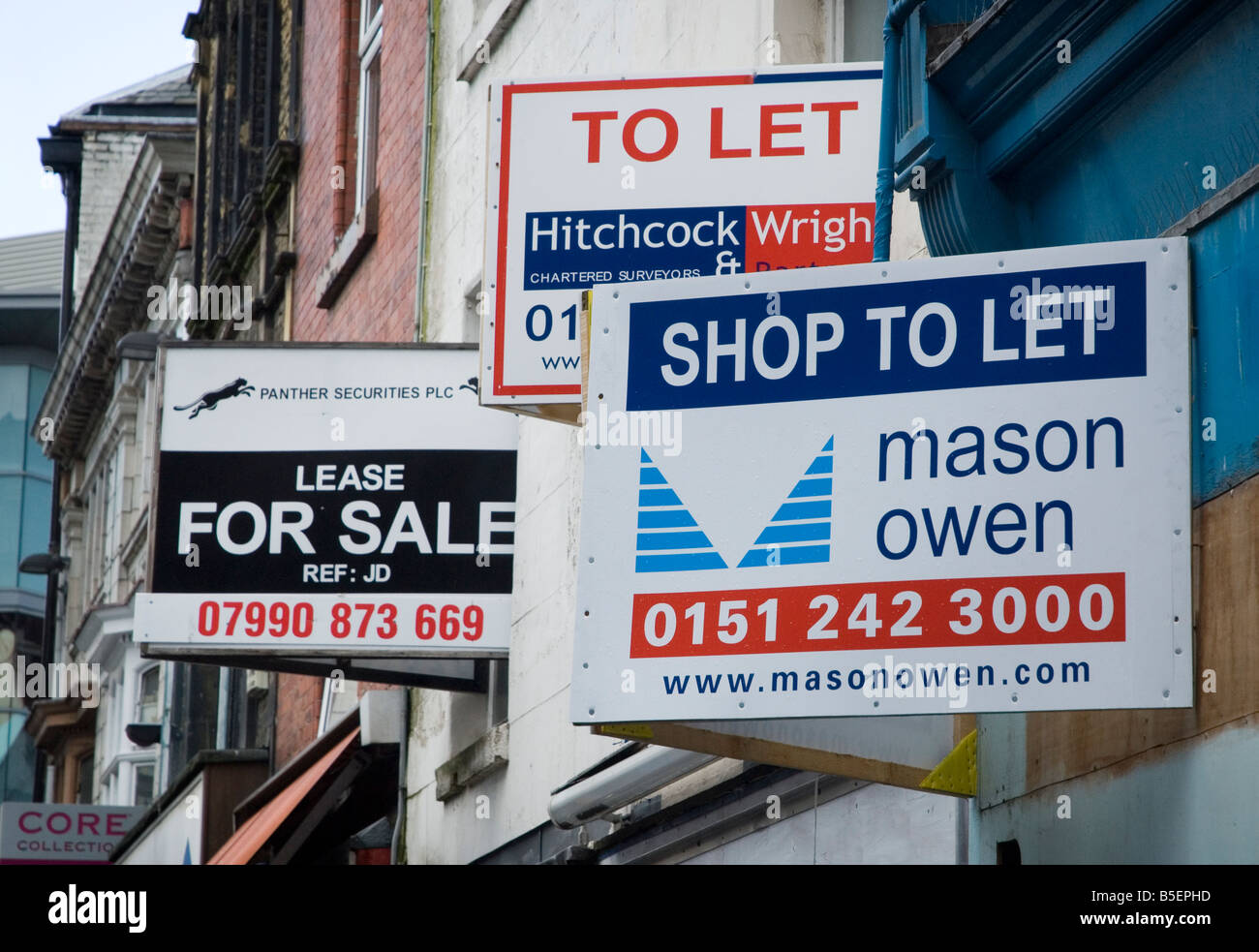 Vacant shops hi-res stock photography and images - Alamy