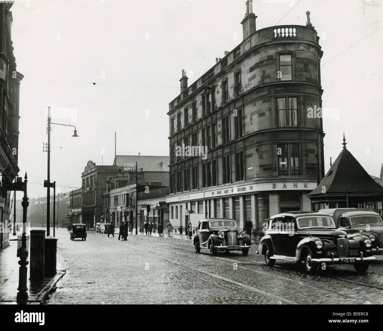 Shawlands cross hi-res stock photography and images - Alamy