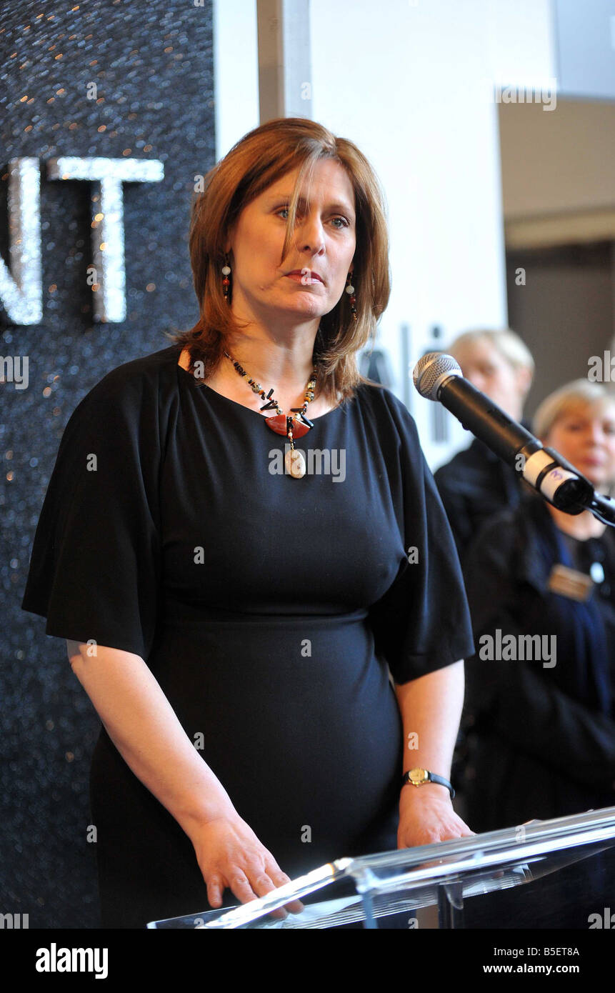 Sarah brown hi-res stock photography and images - Alamy