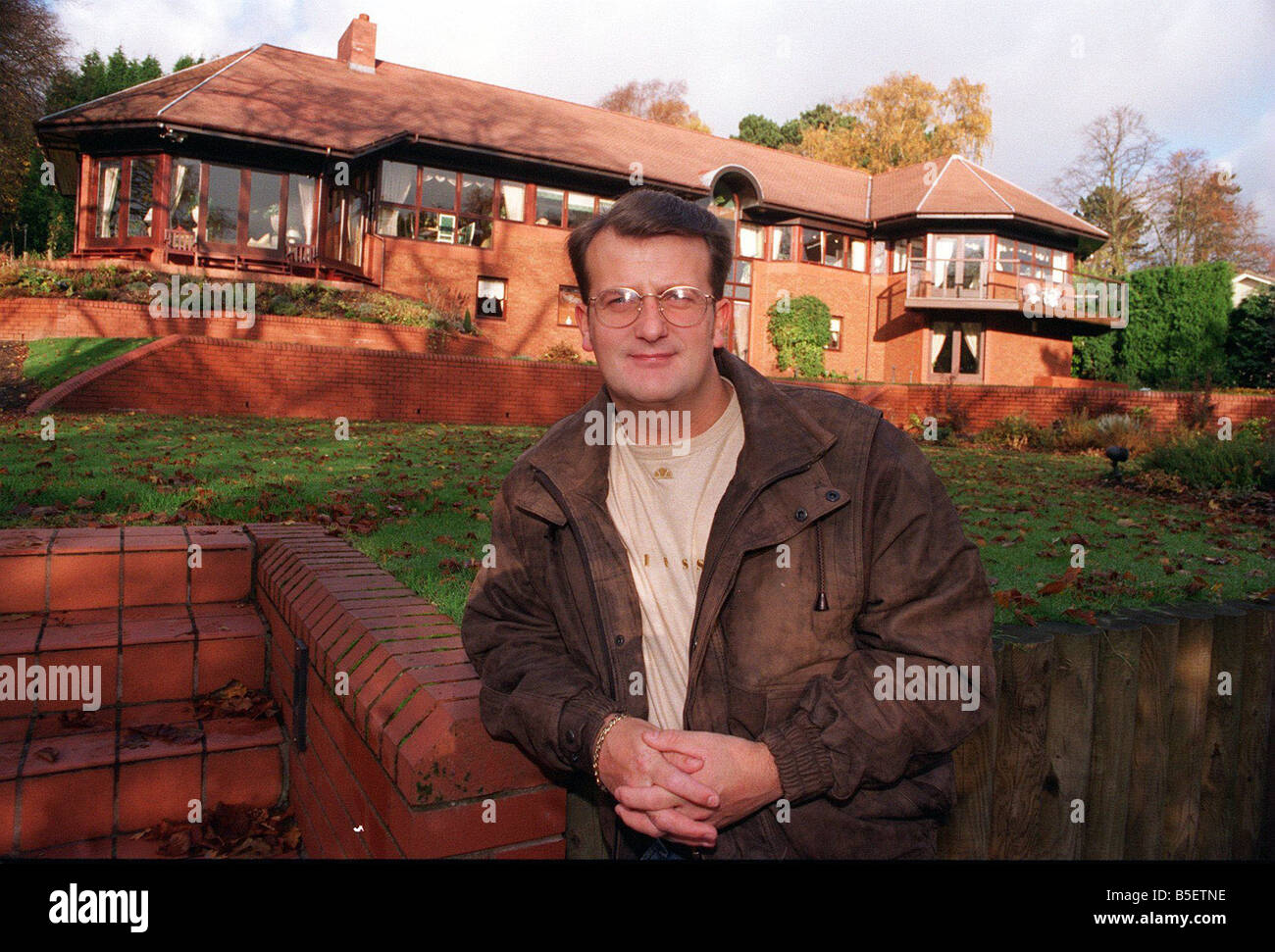JOHN MCGUINNESS LOTTERY WINNER NOVEMBER 1997 SCOTTISH MILLIONAIRE ...