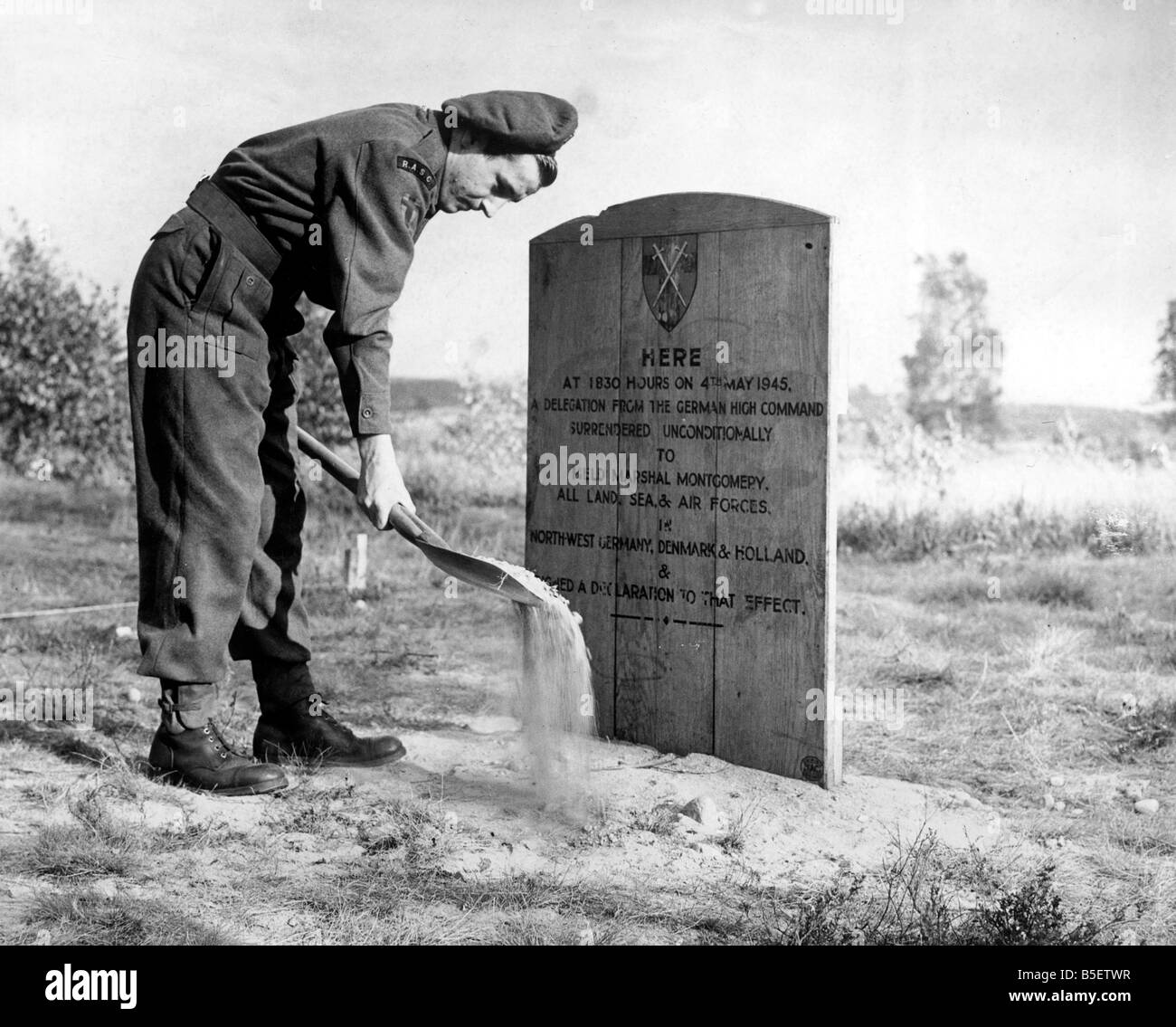 Exact spot Black and White Stock Photos & Images - Alamy