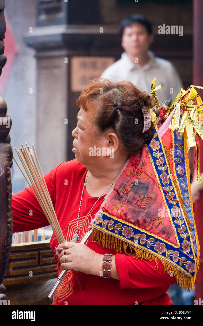 Taiwanese Chinese pilgrims during the Mazu, Goddess of the Sea ...
