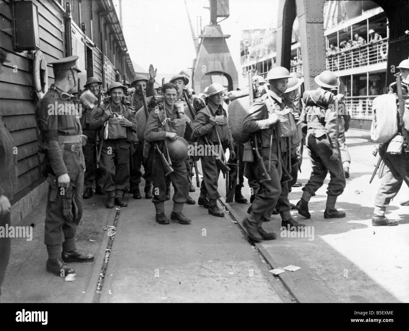 Troop transport ship hi-res stock photography and images - Alamy