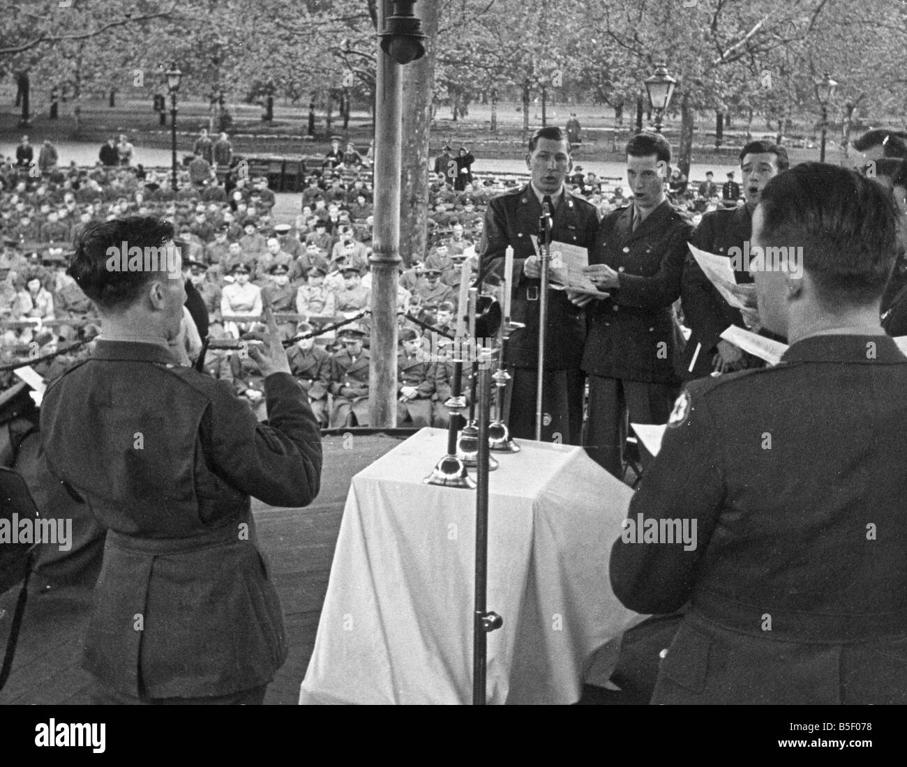 Soldiers of the American Army choir singing during an Easter Sunday ...