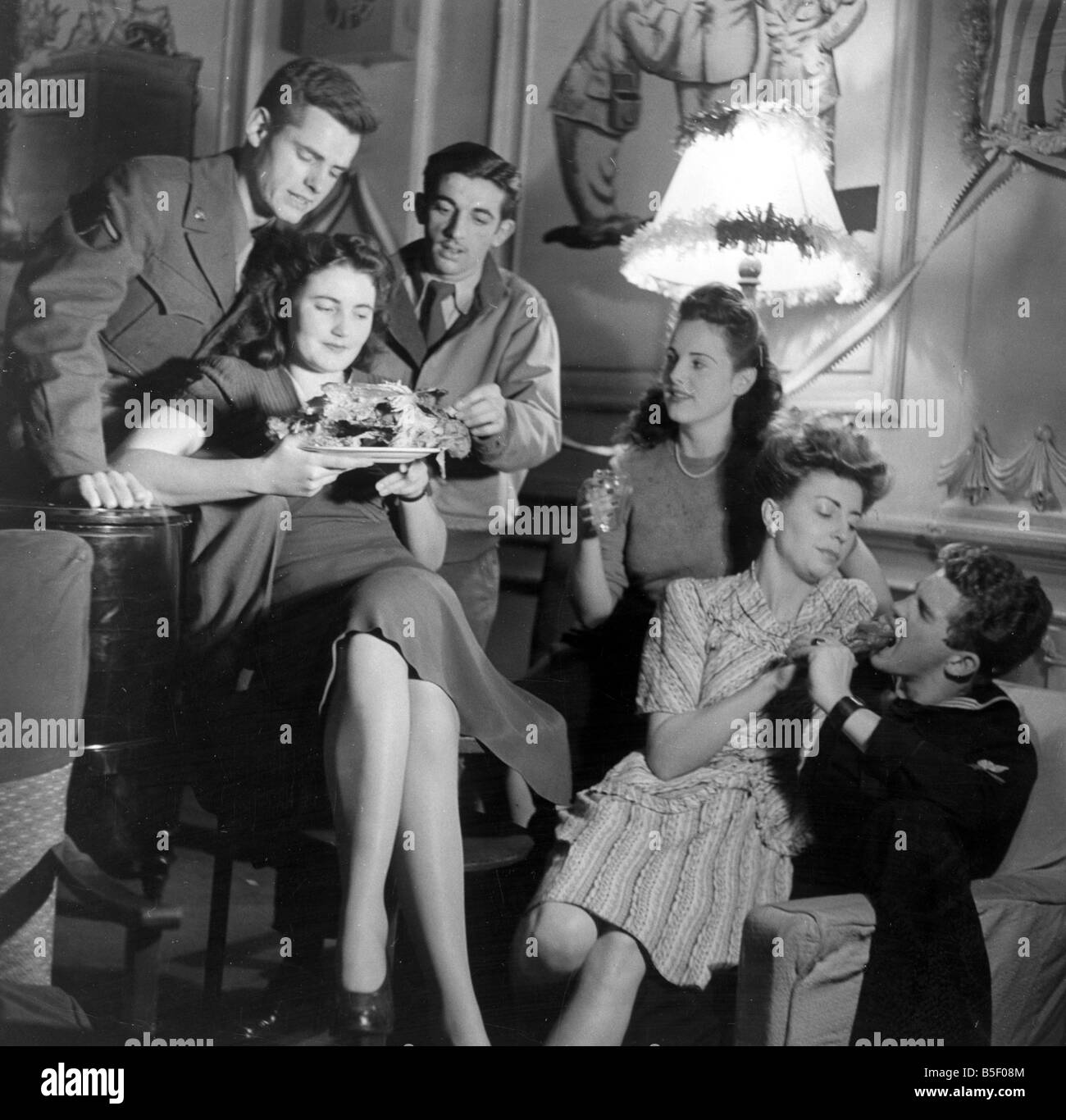 American soldiers ww2 england hi-res stock photography and images - Alamy